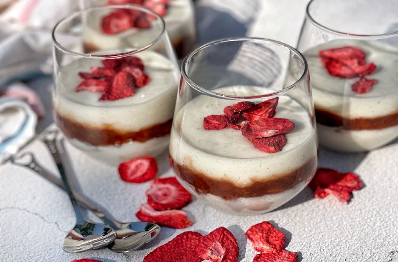 Rýžová kaše s jahodovým džemem | Aktin recepty